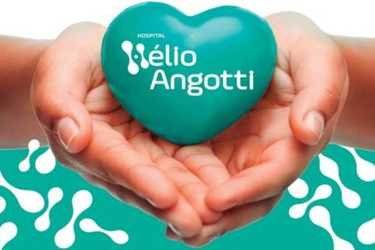 >'VISITA NO *HOSPITAL HÉLIO ANGOTTI - (HOSPITAL DE CÂNCER)* DE UBERABA/MG'